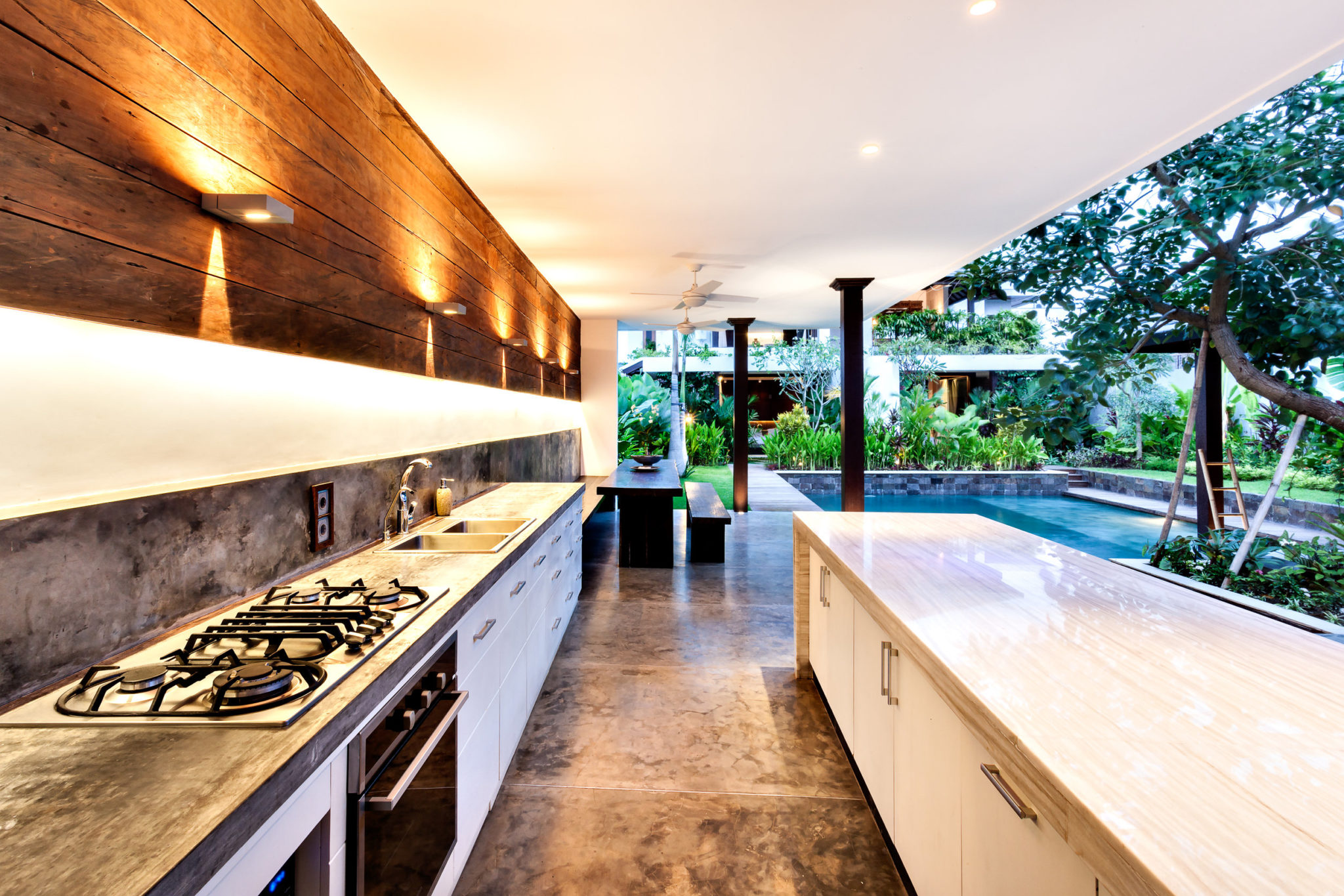 Enhance Your Home with a Luxury Outdoor Kitchen - Total Design Source Tampa
